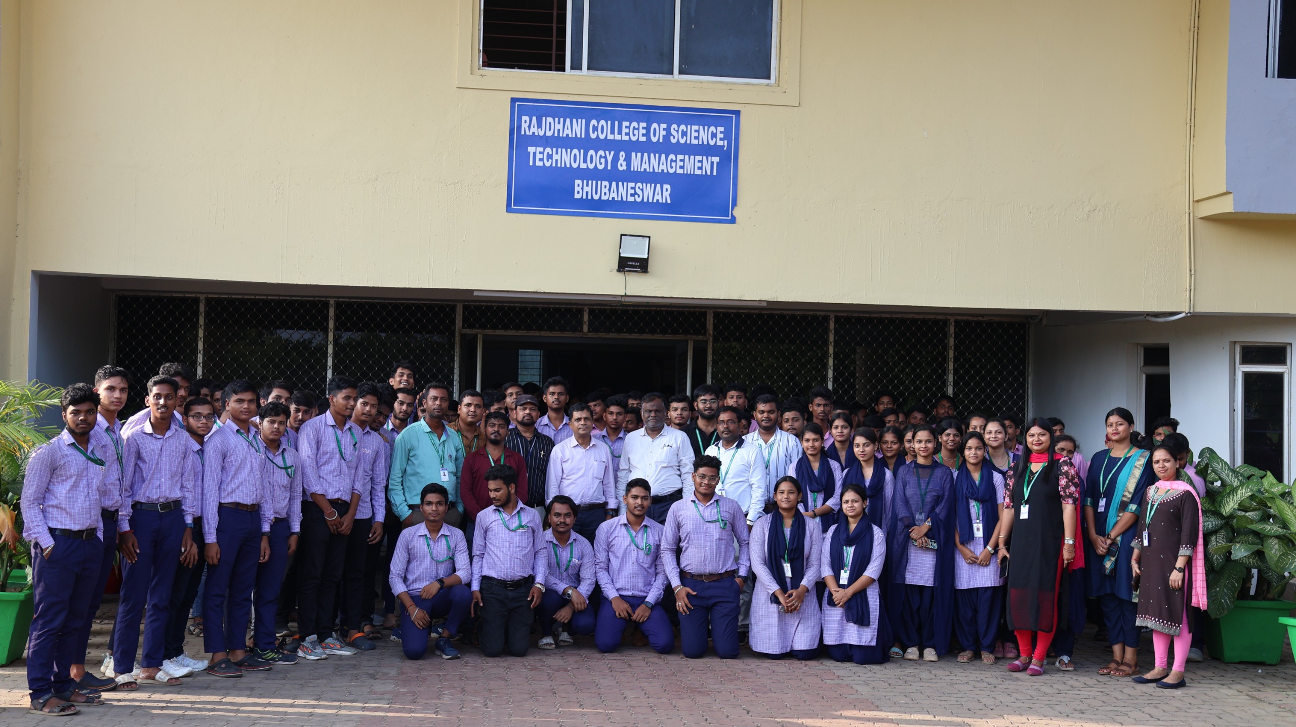 Rajdhani College Of Science,Technology And Management, Bhubaneswar